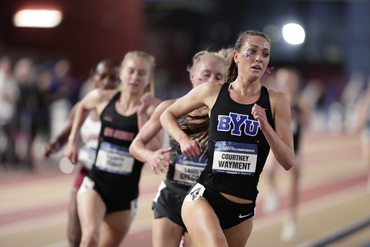 BYU’s Courtney Wayment wins 5,000-meter indoor national title | News ...